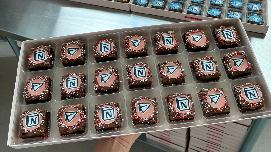 Corporate Gifting - Personalised Brownies – Browniegod